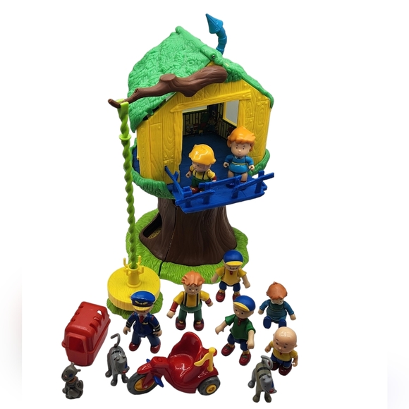 Toys | Caillou Treehouse Playset With Figures Pbs Cartoon | Poshmark